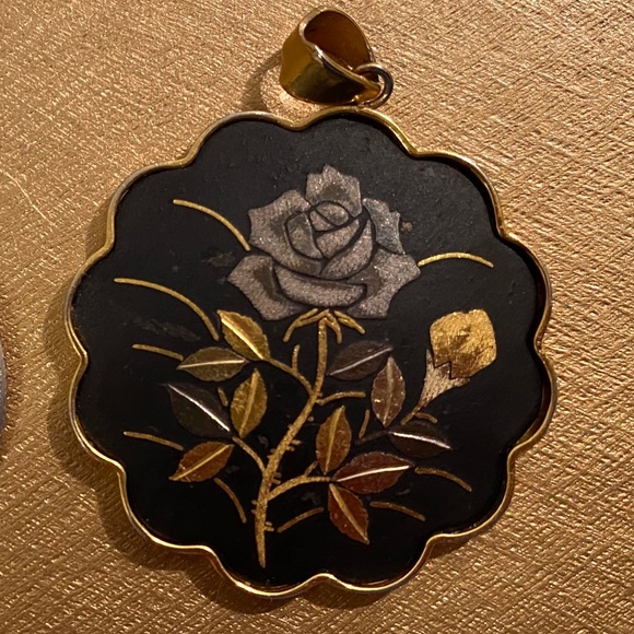 Amita | Jewelry | Vintage Amita Japanese Damascene Flower Pendant ...